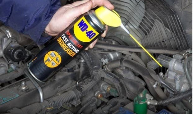 Καθαρισμός μηχανής αυτοκινήτου; Do it yourself! - WD-40 GR